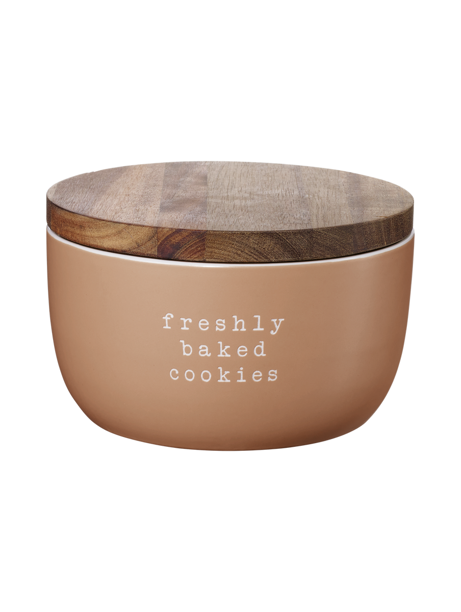 dose, freshly baked cookies